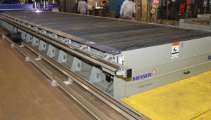 Mesa de corriente descendente - Messer Cutting Systems